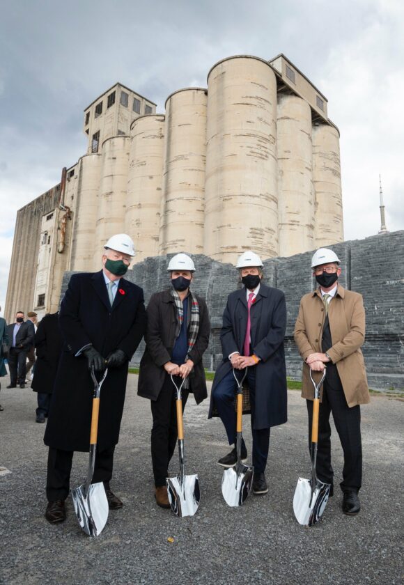 Toronto_bathurst-quay-revitalization-plan_groundbreaking – ReNew Canada