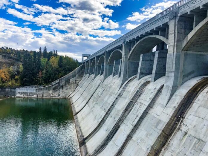 Excellence-Klohn-Glenmore Dam Infrastructure Improvement_lores – ReNew ...