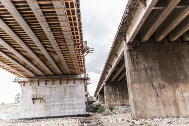 Construction of bridge over Red River Floodway to be finished ahead of ...