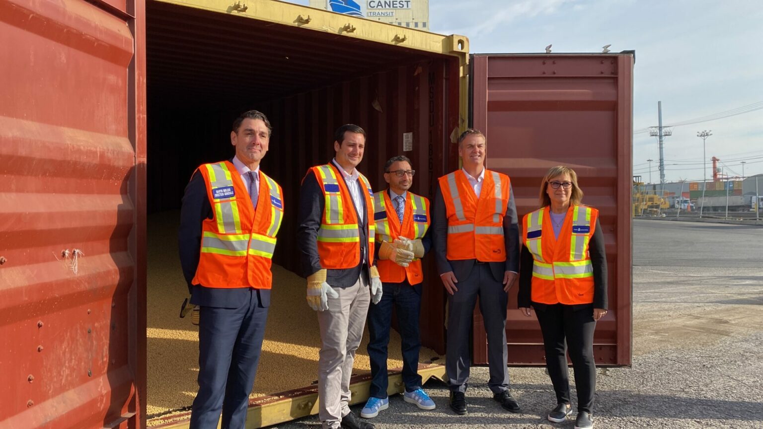 Transport Canada to fund new grain terminal equipment in the Port of ...