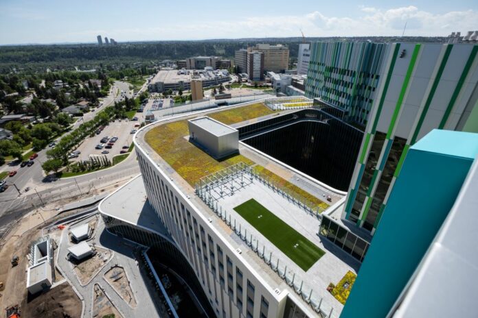 $1.4B Calgary Cancer Centre delivered to Alberta Health Services ...