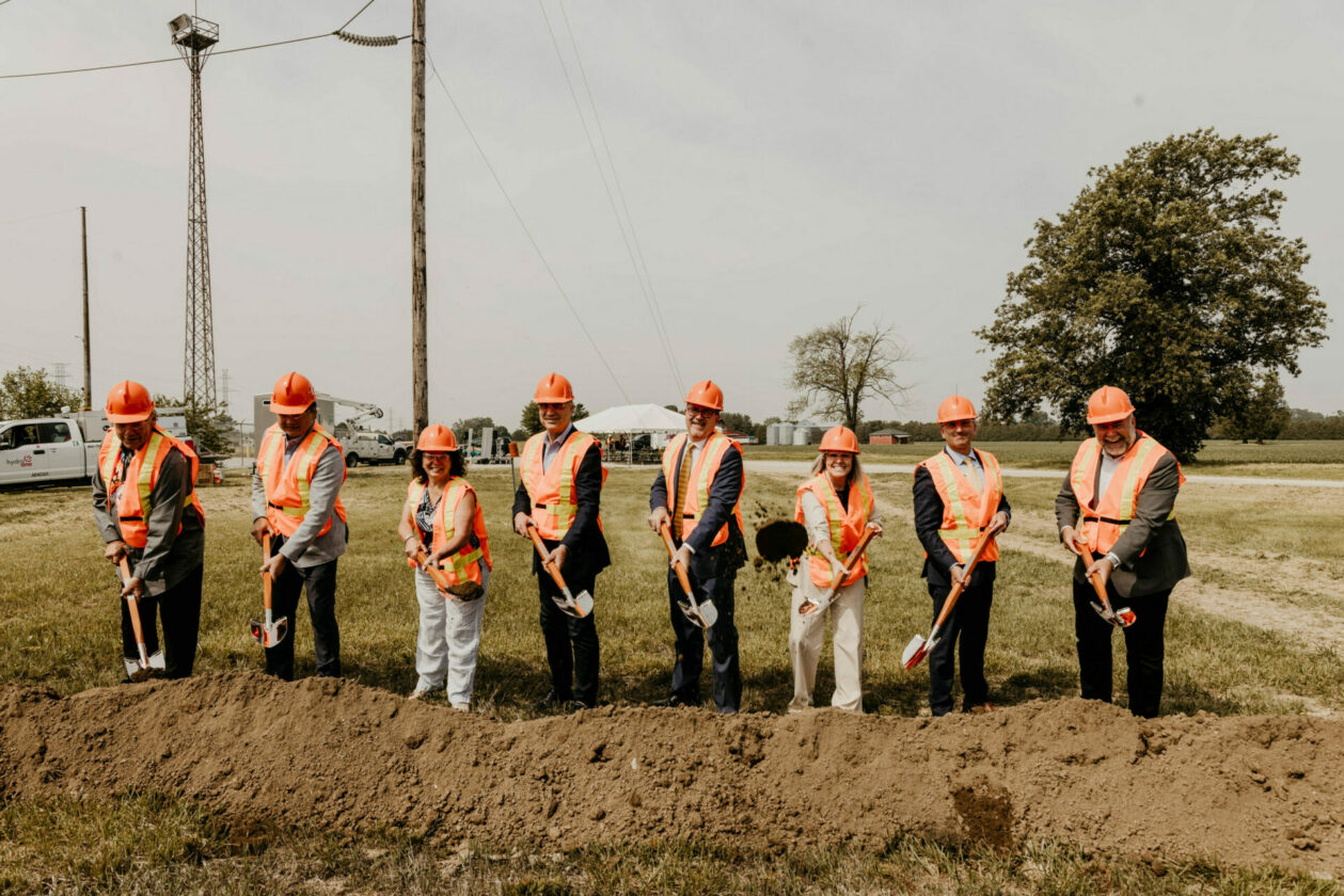 Hydro One breaks ground on Chatham to Lakeshore Transmission Line ...
