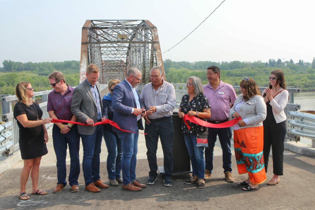 Battlefords celebrates re-opening of North Truss Bridge across North ...