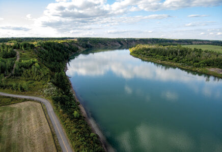 Canadian infrastructure megaproject development tops $250 billion ...