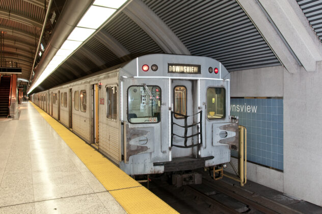 TTC issues RFP for 55 new Line 2 subway trains and automatic train ...