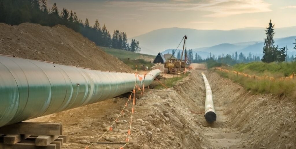 Ontario launches feasibility study to build East-West pipeline and ...